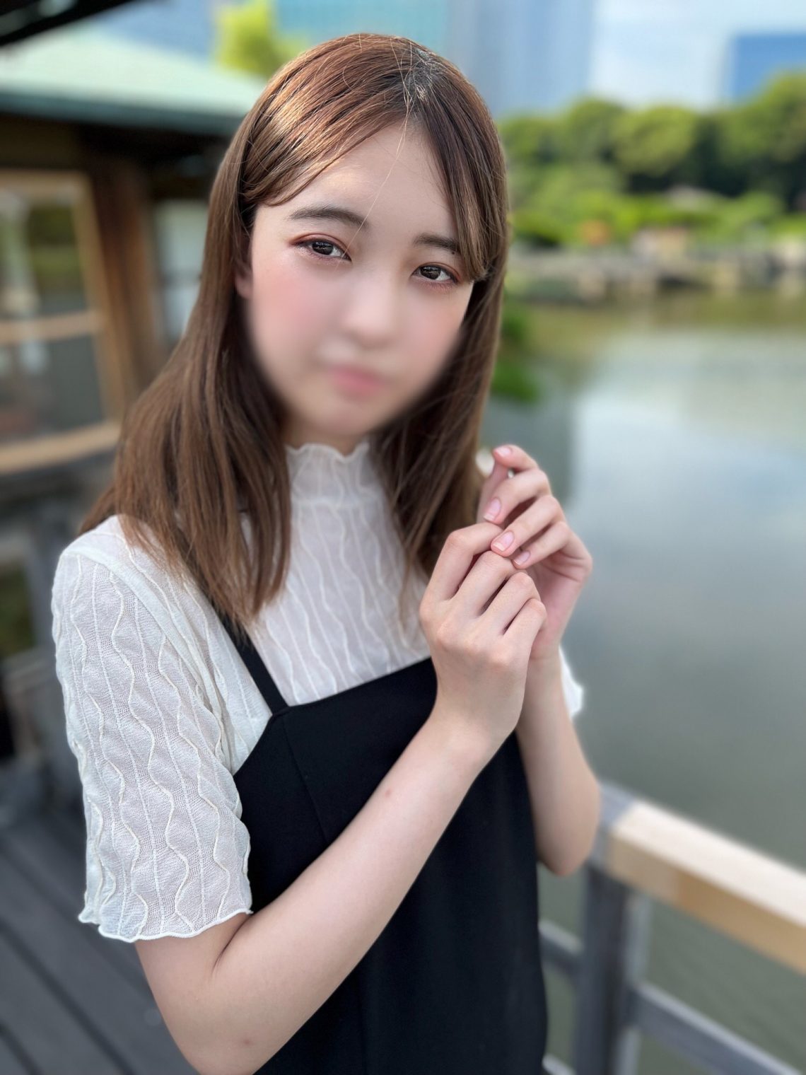 【初撮影】【完全顔出し】幼さの残る19歳清楚系女子大生の大人の一日 剛毛敏感まんこに巨根で人生初中出し 【レビューちょいネタバレ】 オトナ💘部屋